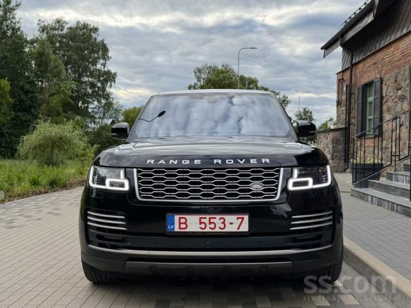 Black Land Rover Range Rover 2019 in Rezekne, with an engine capacity of 4.40 L and mileage of 226 thousand km for 43990 €, photo 1 on AUTOMOTO.COM.LV