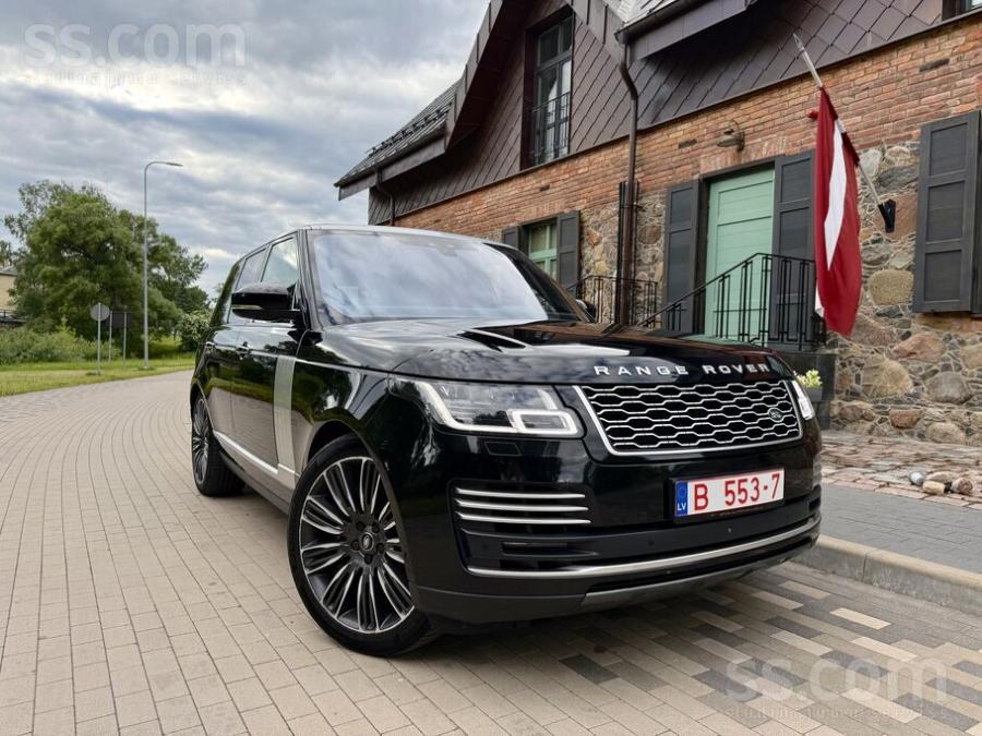 Black Land Rover Range Rover 2019 in Rezekne, with an engine capacity of 4.40 L and mileage of 226 thousand km for 43990 €, photo 4 on AUTOMOTO.COM.LV