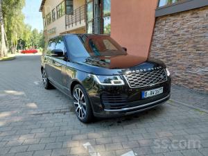 Black Land Rover Range Rover 2019 in Riga, with an engine capacity of 3.00 L and mileage of 0 thousand km for 44500 €, photo 4 on AUTOMOTO.COM.LV