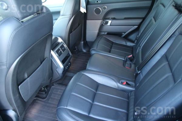 Black Land Rover Range Rover 2020 in Riga, with an engine capacity of 3.00 L and mileage of 116 thousand km for 31000 €, photo 7 on AUTOMOTO.COM.LV