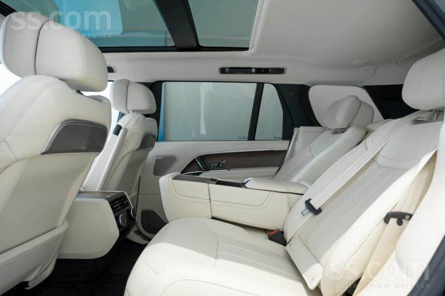 Melns Land Rover Range Rover 2022 Rīga, ar dzinēja tilpumu 3.00 L un nobraukumu 52 tūkst. km par 3200 €, foto 6 vietnē AUTOMOTO.COM.LV