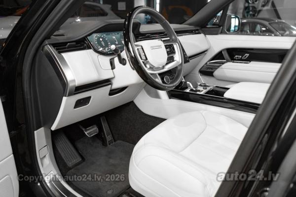 Melns Land Rover Range Rover 2023 Rīga, ar dzinēja tilpumu 3.00 L un nobraukumu 32 tūkst. km par 125000 €, foto 9 vietnē AUTOMOTO.COM.LV