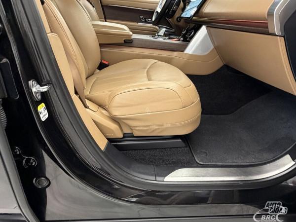 Melns Land Rover Range Rover 2023 Avižieniai, ar dzinēja tilpumu 3.00 L un nobraukumu 87 tūkst. km par 104900 €, foto 6 vietnē AUTOMOTO.COM.LV