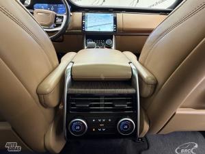 Melns Land Rover Range Rover 2023 Avižieniai, ar dzinēja tilpumu 3.00 L un nobraukumu 87 tūkst. km par 104900 €, foto 16 vietnē AUTOMOTO.COM.LV