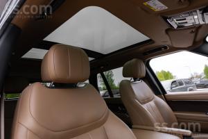 Melns Land Rover Range Rover 2023 Jelgava, ar dzinēja tilpumu 3.00 L un nobraukumu 67 tūkst. km par 135000 €, foto 13 vietnē AUTOMOTO.COM.LV