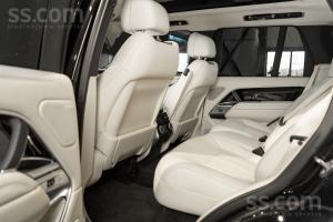 Melns Land Rover Range Rover 2023 Rīga, ar dzinēja tilpumu 3.00 L un nobraukumu 32 tūkst. km par 121000 €, foto 14 vietnē AUTOMOTO.COM.LV