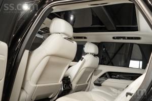 Melns Land Rover Range Rover 2023 Rīga, ar dzinēja tilpumu 3.00 L un nobraukumu 32 tūkst. km par 121000 €, foto 15 vietnē AUTOMOTO.COM.LV