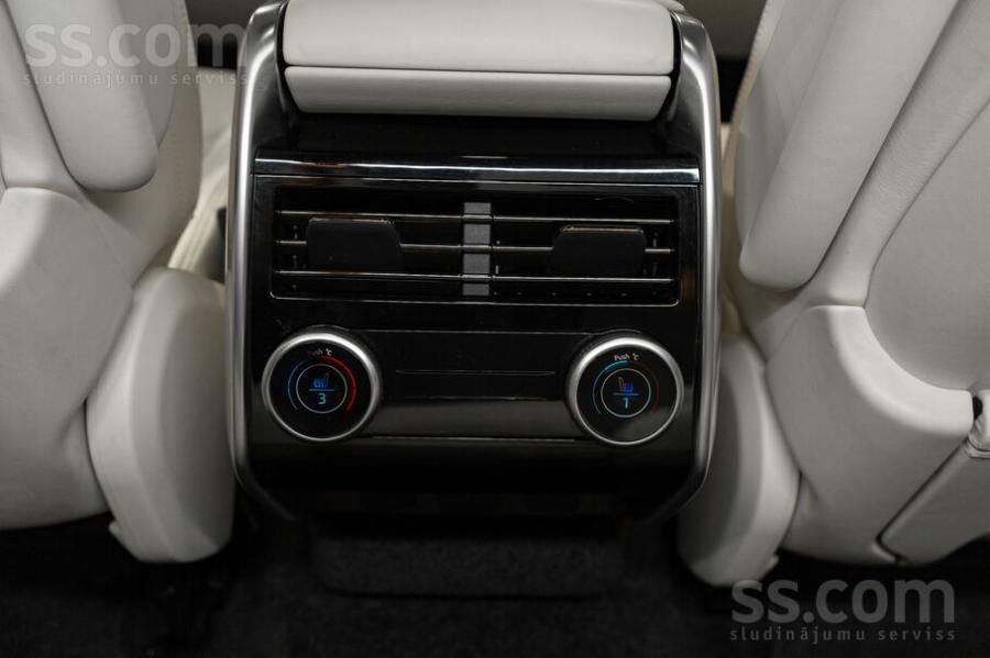 Melns Land Rover Range Rover 2023 Rīga, ar dzinēja tilpumu 3.00 L un nobraukumu 32 tūkst. km par 121000 €, foto 16 vietnē AUTOMOTO.COM.LV