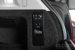 Melns Land Rover Range Rover 2023 Rīga, ar dzinēja tilpumu 3.00 L un nobraukumu 32 tūkst. km par 121000 €, foto 36 vietnē AUTOMOTO.COM.LV