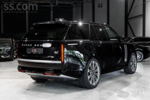 Melns Land Rover Range Rover 2023 Rīga, ar dzinēja tilpumu 3.00 L un nobraukumu 32 tūkst. km par 119900 €, foto 5 vietnē AUTOMOTO.COM.LV