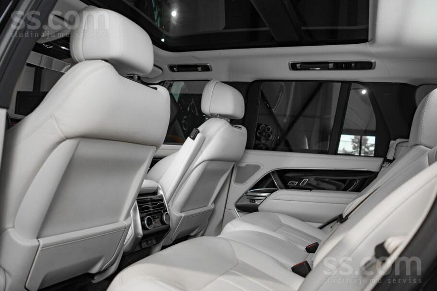 Melns Land Rover Range Rover 2023 Rīga, ar dzinēja tilpumu 3.00 L un nobraukumu 32 tūkst. km par 119900 €, foto 15 vietnē AUTOMOTO.COM.LV