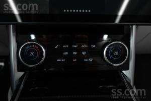 Melns Land Rover Range Rover 2023 Rīga, ar dzinēja tilpumu 3.00 L un nobraukumu 32 tūkst. km par 119900 €, foto 31 vietnē AUTOMOTO.COM.LV