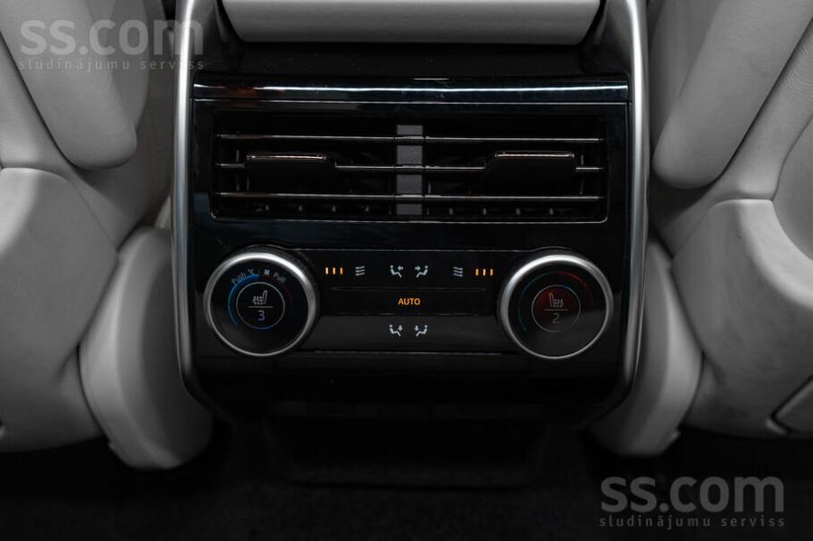 Melns Land Rover Range Rover 2023 Rīga, ar dzinēja tilpumu 3.00 L un nobraukumu 32 tūkst. km par 119900 €, foto 34 vietnē AUTOMOTO.COM.LV