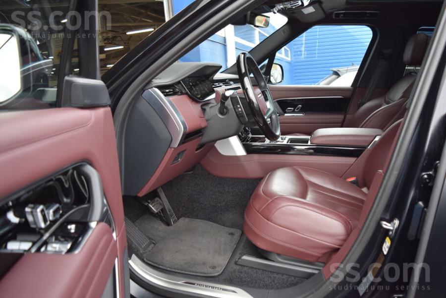 Melns Land Rover Range Rover 2023 Rīga, ar dzinēja tilpumu 4.40 L un nobraukumu 39 tūkst. km par 159000 €, foto 4 vietnē AUTOMOTO.COM.LV