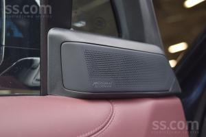 Melns Land Rover Range Rover 2023 Rīga, ar dzinēja tilpumu 4.40 L un nobraukumu 39 tūkst. km par 159000 €, foto 12 vietnē AUTOMOTO.COM.LV