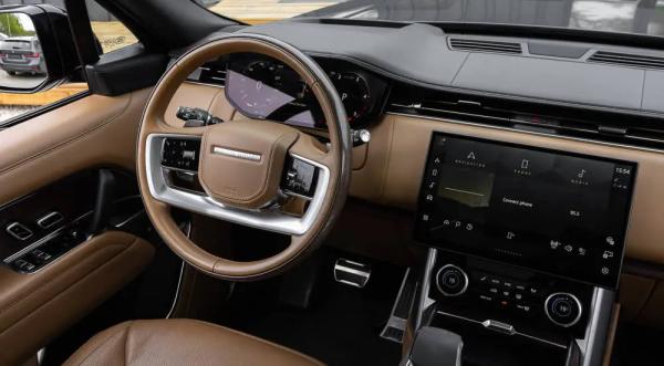 Melns Land Rover Range Rover 2023 Jelgava, ar dzinēja tilpumu 3.00 L un nobraukumu 67 tūkst. km par 135000 €, foto 8 vietnē AUTOMOTO.COM.LV