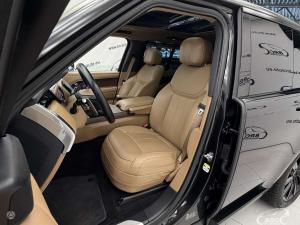 Melns Land Rover Range Rover 2023 Viļņa, ar dzinēja tilpumu 3.00 L un nobraukumu 87 tūkst. km par 94900 €, foto 28 vietnē AUTOMOTO.COM.LV