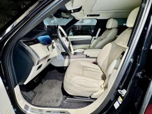 Melns Land Rover Range Rover 2023 Viļņa, ar dzinēja tilpumu 4.40 L un nobraukumu 69 tūkst. km par 139150 €, foto 11 vietnē AUTOMOTO.COM.LV