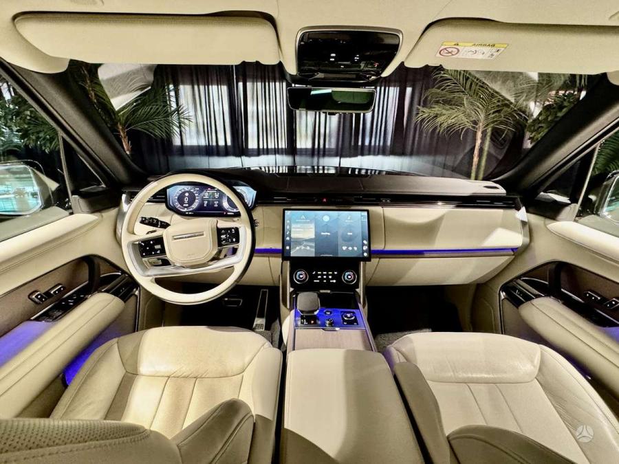 Melns Land Rover Range Rover 2023 Viļņa, ar dzinēja tilpumu 4.40 L un nobraukumu 69 tūkst. km par 139150 €, foto 15 vietnē AUTOMOTO.COM.LV