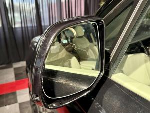 Melns Land Rover Range Rover 2023 Viļņa, ar dzinēja tilpumu 4.40 L un nobraukumu 69 tūkst. km par 139150 €, foto 32 vietnē AUTOMOTO.COM.LV