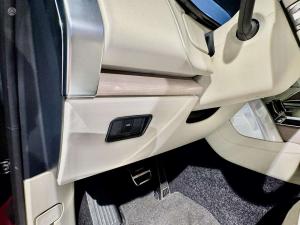 Melns Land Rover Range Rover 2023 Viļņa, ar dzinēja tilpumu 4.40 L un nobraukumu 69 tūkst. km par 139150 €, foto 35 vietnē AUTOMOTO.COM.LV
