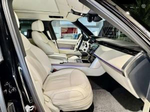 Melns Land Rover Range Rover 2023 Viļņa, ar dzinēja tilpumu 4.40 L un nobraukumu 69 tūkst. km par 139150 €, foto 46 vietnē AUTOMOTO.COM.LV