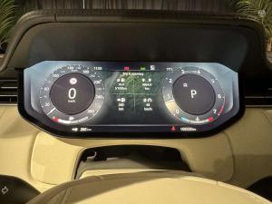 Melns Land Rover Range Rover 2023 Viļņa, ar dzinēja tilpumu 4.40 L un nobraukumu 69 tūkst. km par 139150 €, foto 47 vietnē AUTOMOTO.COM.LV