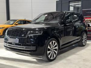 Melns Land Rover Range Rover 2023 Mārupe, ar dzinēja tilpumu 3.00 L un nobraukumu 82 tūkst. km par 99990 €, foto  vietnē AUTOMOTO.COM.LV