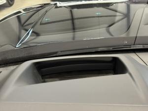 Melns Land Rover Range Rover 2023 Rīga, ar dzinēja tilpumu 3.00 L un nobraukumu 82 tūkst. km par 94990 €, foto 37 vietnē AUTOMOTO.COM.LV