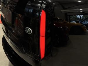 Melns Land Rover Range Rover 2023 Rīga, ar dzinēja tilpumu 3.00 L un nobraukumu 82 tūkst. km par 94990 €, foto 41 vietnē AUTOMOTO.COM.LV