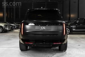 Melns Land Rover Range Rover 2024 Rīga, ar dzinēja tilpumu 3.00 L un nobraukumu 30 tūkst. km par 139150 €, foto 6 vietnē AUTOMOTO.COM.LV