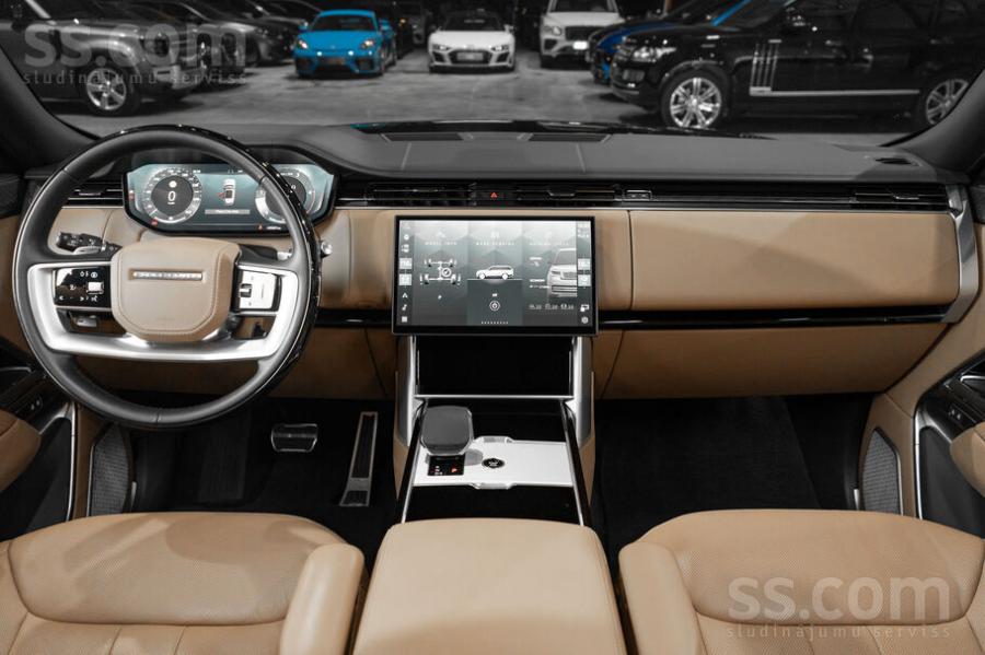 Melns Land Rover Range Rover 2024 Rīga, ar dzinēja tilpumu 3.00 L un nobraukumu 30 tūkst. km par 139150 €, foto 11 vietnē AUTOMOTO.COM.LV