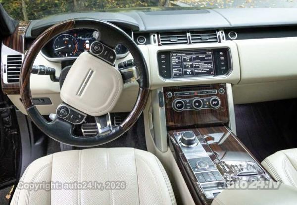 Melns Land Rover Range Rover 2014 Tallina, ar dzinēja tilpumu 4.40 L un nobraukumu 197 tūkst. km par 26000 €, foto 10 vietnē AUTOMOTO.COM.LV