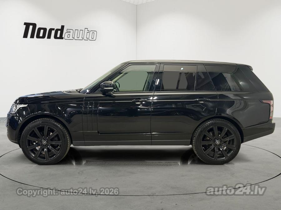 Black Land Rover Range Rover 2018 in Tallinn, with an engine capacity of 3.00 L and mileage of 157 thousand km for 37900 €, photo 3 on AUTOMOTO.COM.LV