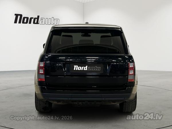 Black Land Rover Range Rover 2018 in Tallinn, with an engine capacity of 3.00 L and mileage of 157 thousand km for 37900 €, photo 3 on AUTOMOTO.COM.LV