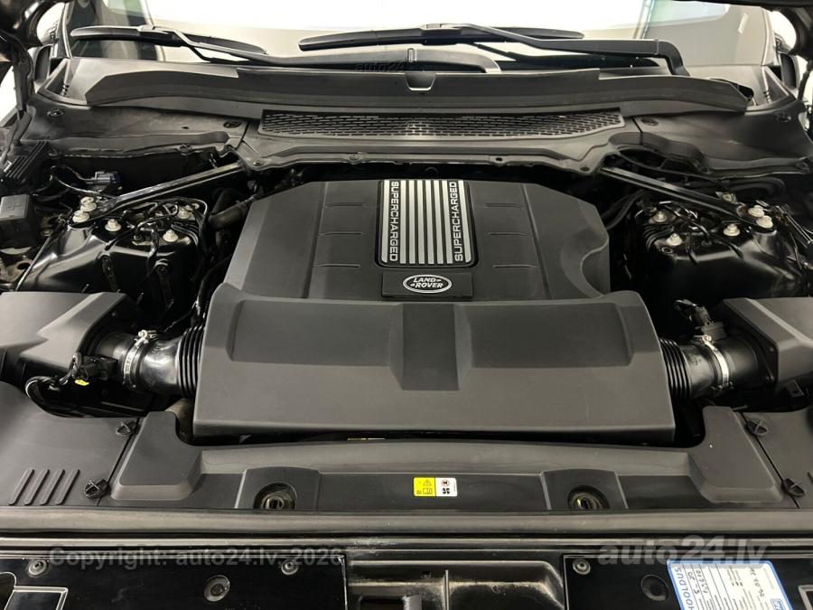 Black Land Rover Range Rover 2018 in Tallinn, with an engine capacity of 3.00 L and mileage of 157 thousand km for 37900 €, photo 19 on AUTOMOTO.COM.LV