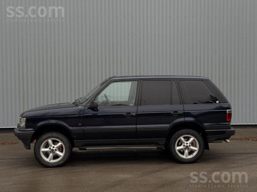Zils Land Rover Range Rover 1997 Valmiera, ar dzinēja tilpumu 2.50 L un nobraukumu 246 tūkst. km par 3500 €, foto 2 vietnē AUTOMOTO.COM.LV