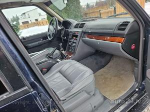 Zils Land Rover Range Rover 1997 Tallina, ar dzinēja tilpumu 2.50 L un nobraukumu 248 tūkst. km par 5600 €, foto 12 vietnē AUTOMOTO.COM.LV