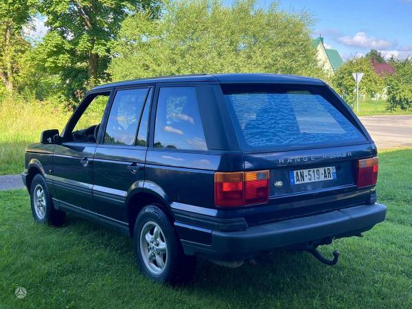 Zils Land Rover Range Rover 1998 Panevēža, ar dzinēja tilpumu 2.50 L un nobraukumu 385 tūkst. km par 2650 €, foto 7 vietnē AUTOMOTO.COM.LV