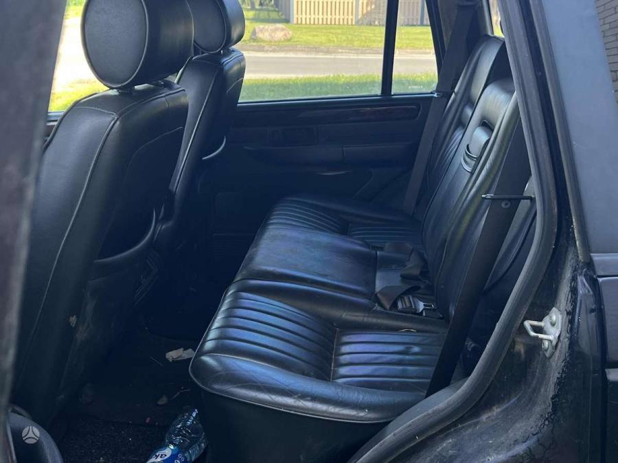Zils Land Rover Range Rover 1998 Panevēža, ar dzinēja tilpumu 2.50 L un nobraukumu 385 tūkst. km par 2650 €, foto 9 vietnē AUTOMOTO.COM.LV