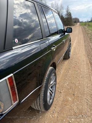 Zils Land Rover Range Rover 2003 Pelva, ar dzinēja tilpumu 2.90 L un nobraukumu 318 tūkst. km par 6200 €, foto 3 vietnē AUTOMOTO.COM.LV