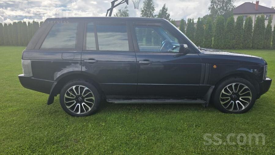 Zils Land Rover Range Rover 2004 Rīga, ar dzinēja tilpumu 3.00 L un nobraukumu 278 tūkst. km par 5900 €, foto 6 vietnē AUTOMOTO.COM.LV