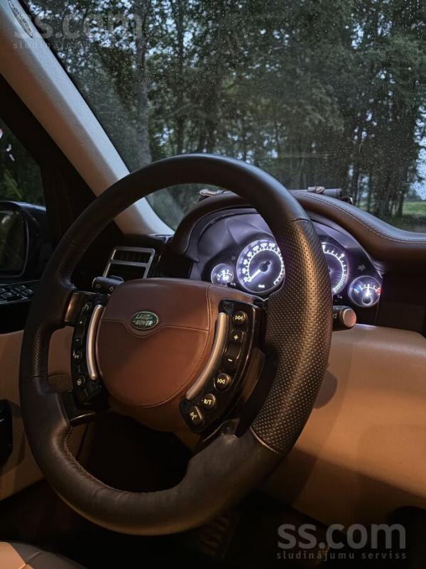 Zils Land Rover Range Rover 2004 Kuldīga, ar dzinēja tilpumu 3.00 L un nobraukumu 0 tūkst. km par 7900 €, foto 7 vietnē AUTOMOTO.COM.LV