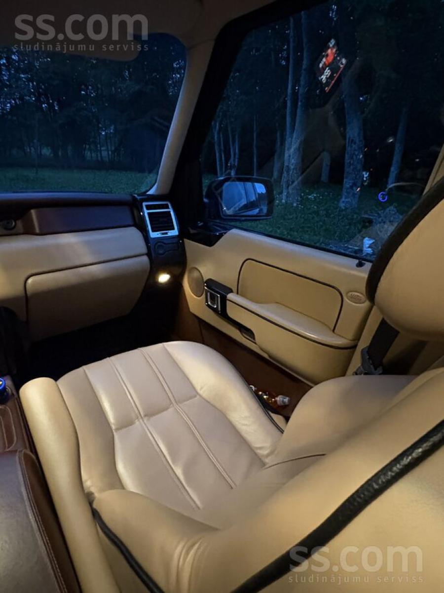 Zils Land Rover Range Rover 2004 Kuldīga, ar dzinēja tilpumu 3.00 L un nobraukumu 0 tūkst. km par 7900 €, foto 11 vietnē AUTOMOTO.COM.LV