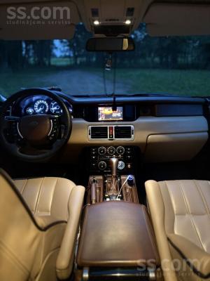 Zils Land Rover Range Rover 2004 Kuldīga, ar dzinēja tilpumu 3.00 L un nobraukumu 0 tūkst. km par 7900 €, foto 21 vietnē AUTOMOTO.COM.LV