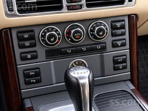 Zils Land Rover Range Rover 2007 Rīga, ar dzinēja tilpumu 3.60 L un nobraukumu 326 tūkst. km par 6400 €, foto 22 vietnē AUTOMOTO.COM.LV