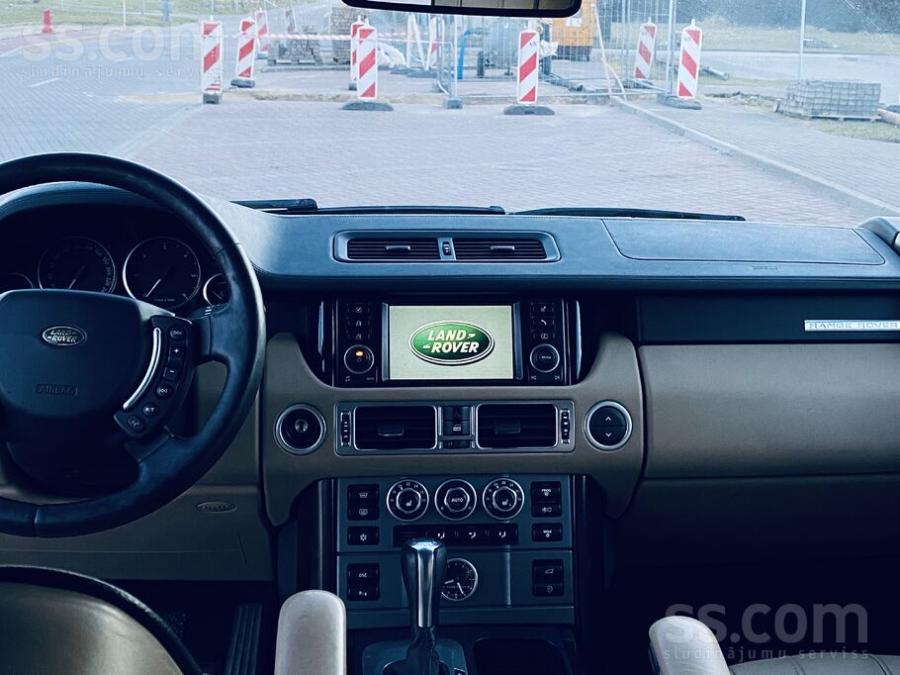 Zils Land Rover Range Rover 2007 Ventspils, ar dzinēja tilpumu 3.60 L un nobraukumu 400 tūkst. km par 4500 €, foto 12 vietnē AUTOMOTO.COM.LV