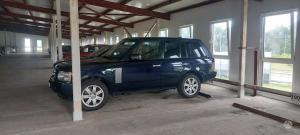 Zils Land Rover Range Rover 2007 Viļņa, ar dzinēja tilpumu 3.63 L un nobraukumu 390 tūkst. km par 6300 €, foto 3 vietnē AUTOMOTO.COM.LV