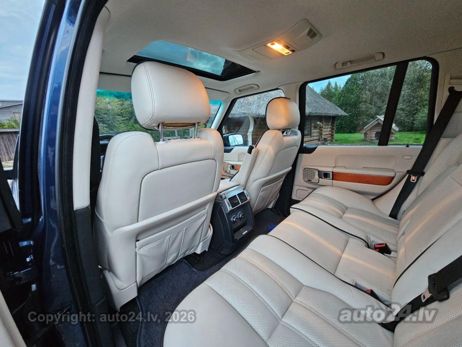 Blue Land Rover Range Rover 2007 in Tallinn, with an engine capacity of 4.20 L and mileage of 193 thousand km for 8900 €, photo 14 on AUTOMOTO.COM.LV