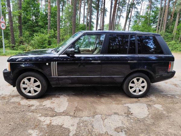 Zils Land Rover Range Rover 2008 Viļņa, ar dzinēja tilpumu 4.39 L un nobraukumu 290 tūkst. km par 4490 €, foto 2 vietnē AUTOMOTO.COM.LV